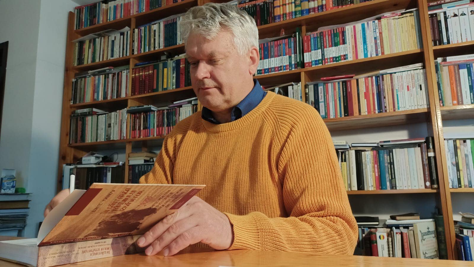 Mircea Platon, În căutarea tărîmului izbăvitor,Leonte Ivanov